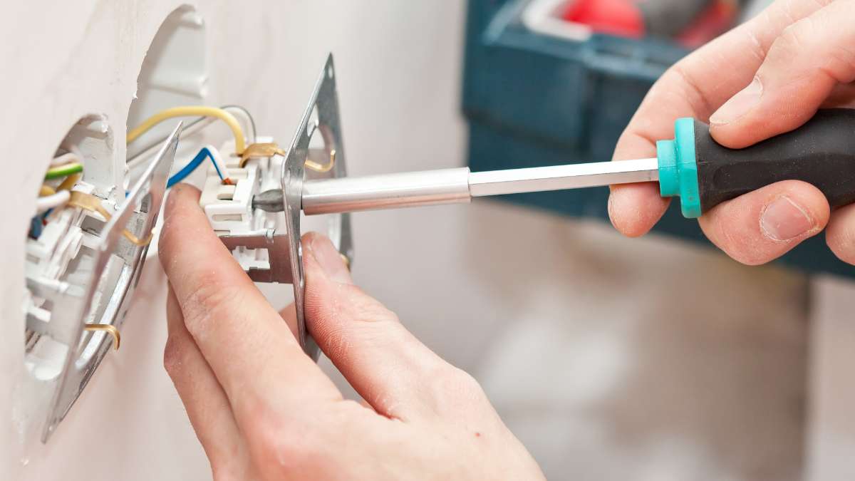 Your Trade Career: Electrical Fitting Apprenticeship