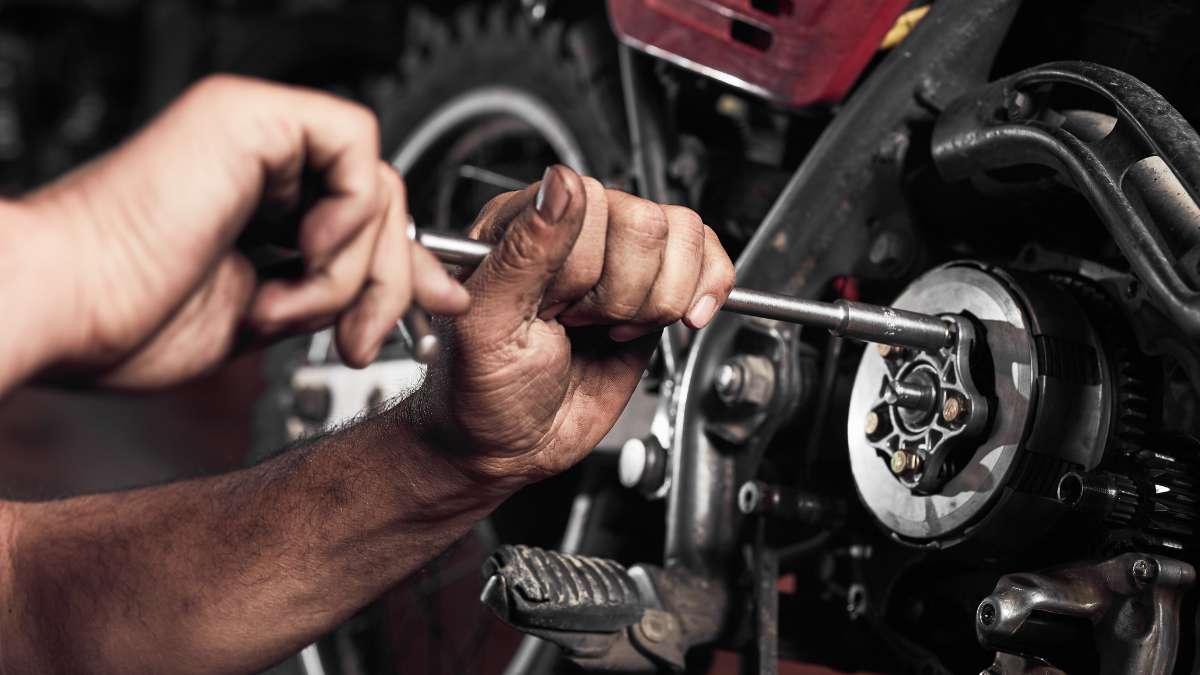 Your Trade Career: Light Vehicle Mechanic Apprenticeship