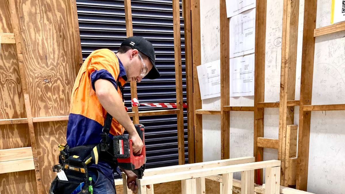 Construction Apprenticeships | MIGAS Apprentices & Trainees