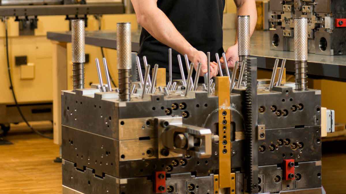 Toolmaker Apprenticeship | MIGAS Apprentices & Trainees